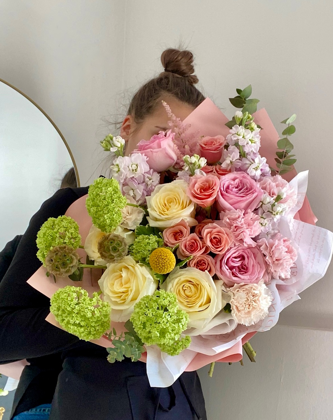 Order Roses online | Same-Day Rose Delivery | US | Floom