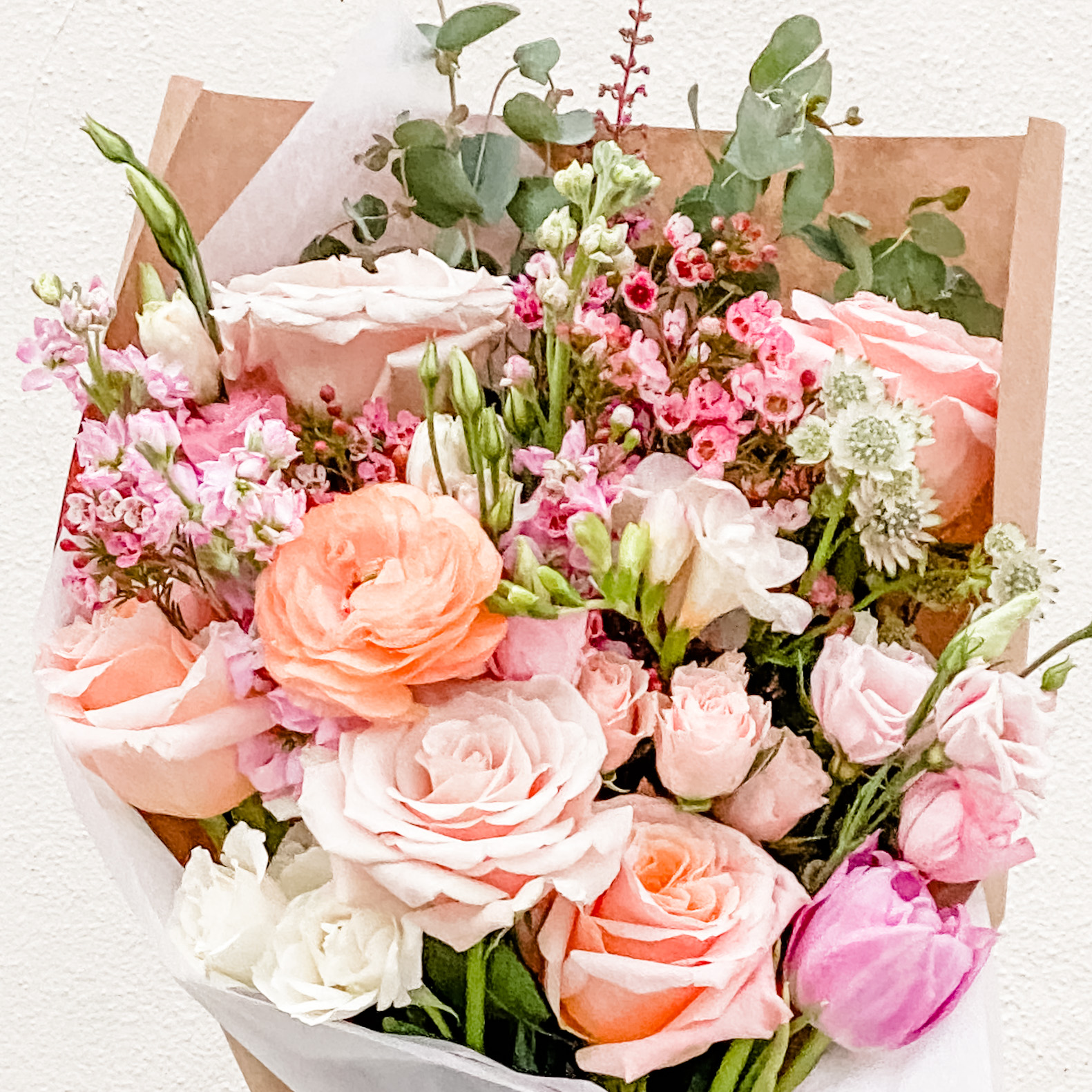Order Roses online | Same-Day Rose Delivery | US | Floom