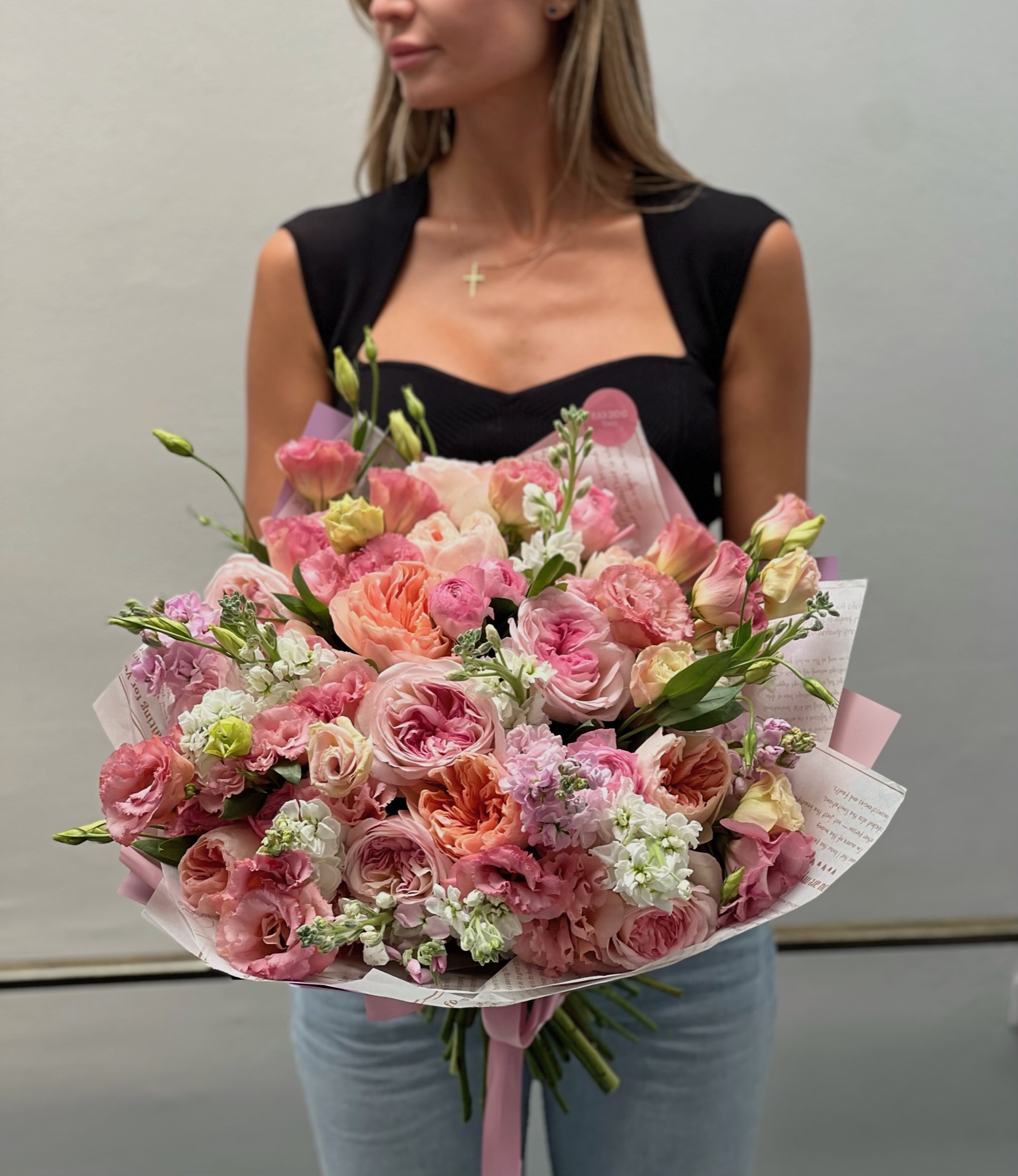 Order Roses online | Same-Day Rose Delivery | US | Floom